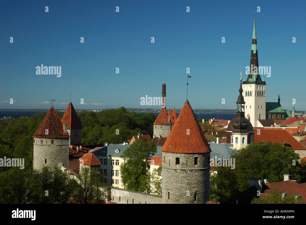 Medieval defence tower in city wall of Tallinn Estonia Stock Photo - Alamy