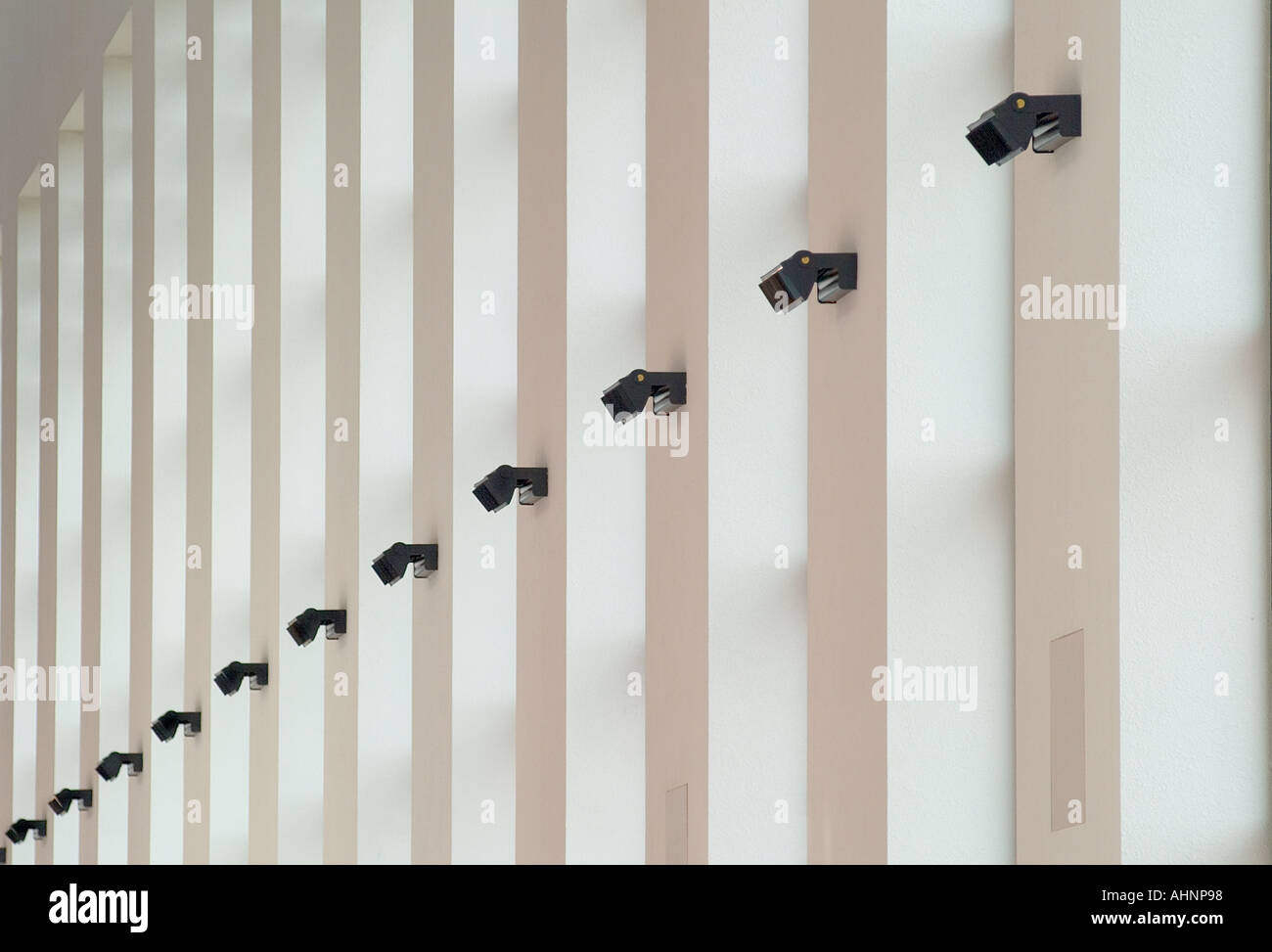 inside wall repetitive pattern repeating wall mount lighting columns ...