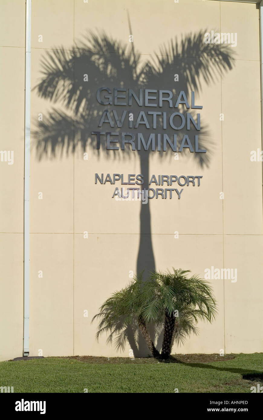 Naples FL airport terminal sign Palm trees Florida Stock Photo - Alamy