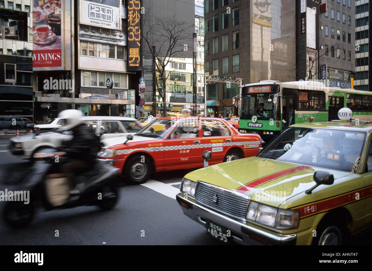 Traffic in Tokyo Japan Stock Photo - Alamy