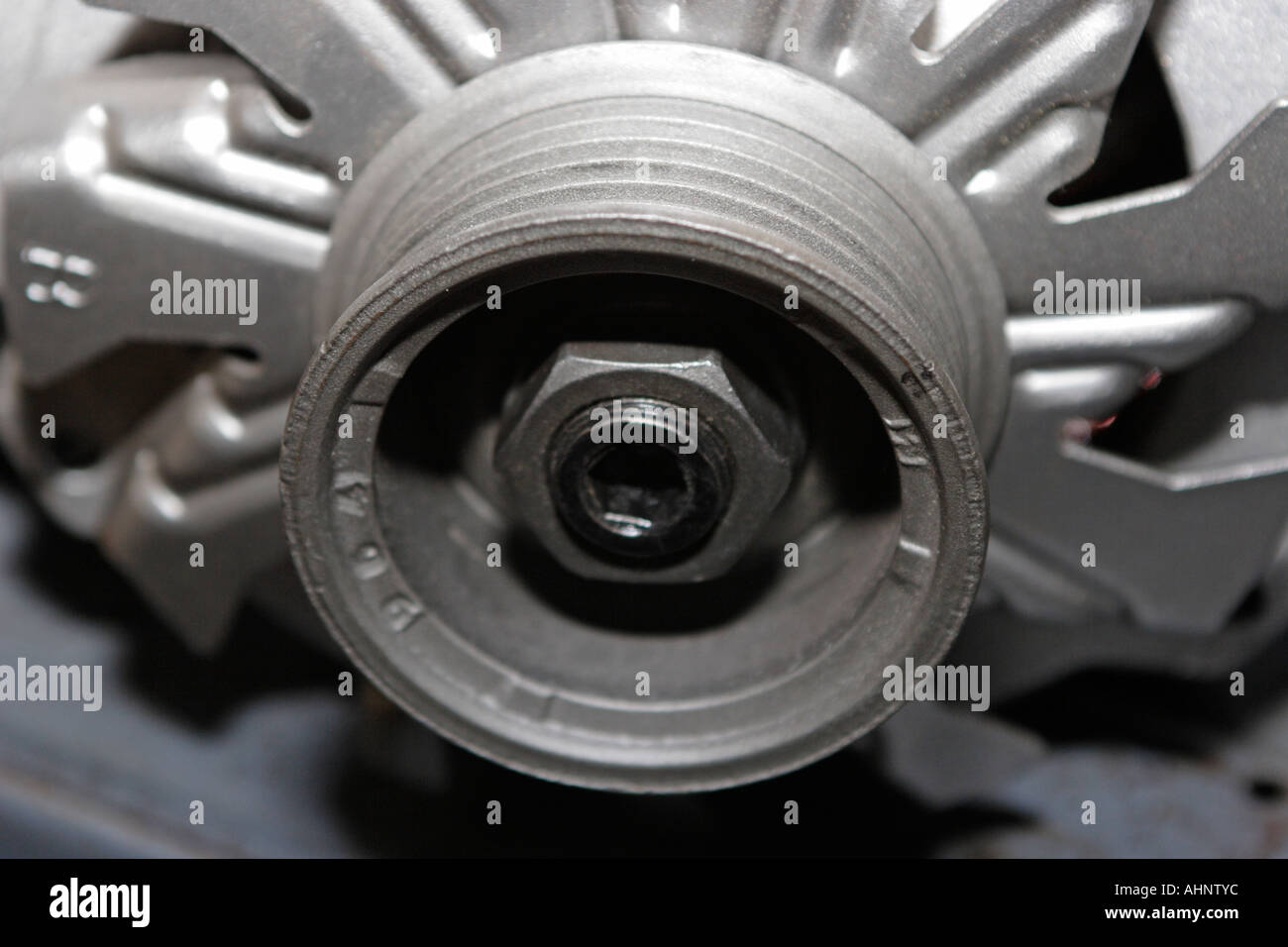 Alternator hi-res stock photography and images - Alamy