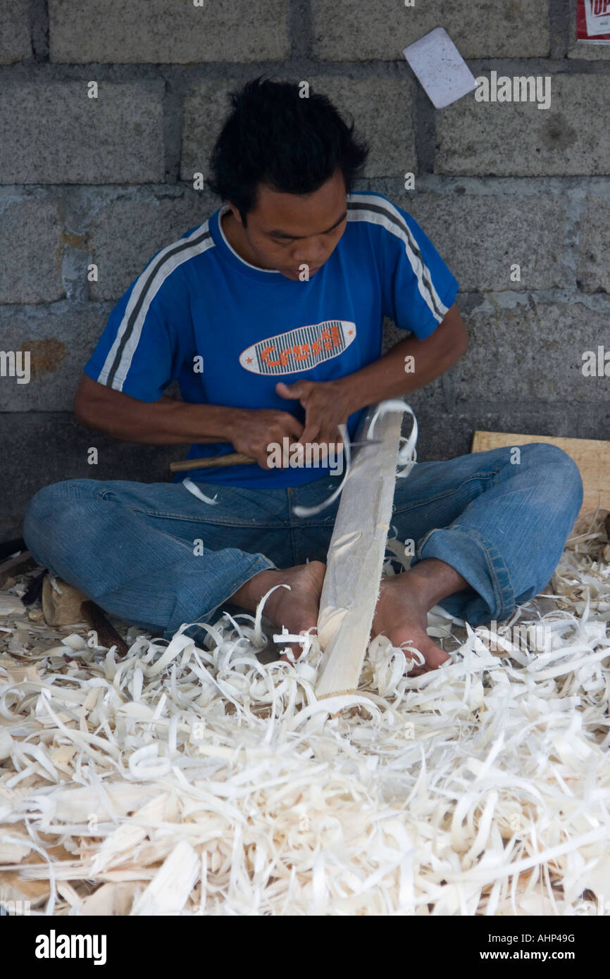Carving masks hi-res stock photography and images - Alamy