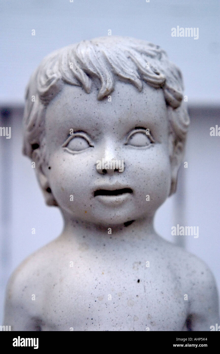 statue face of a child Stock Photo - Alamy