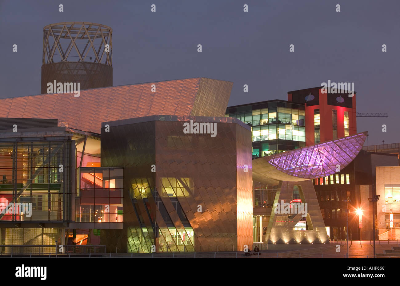 The lowry centre Salford Manchester Stock Photo - Alamy