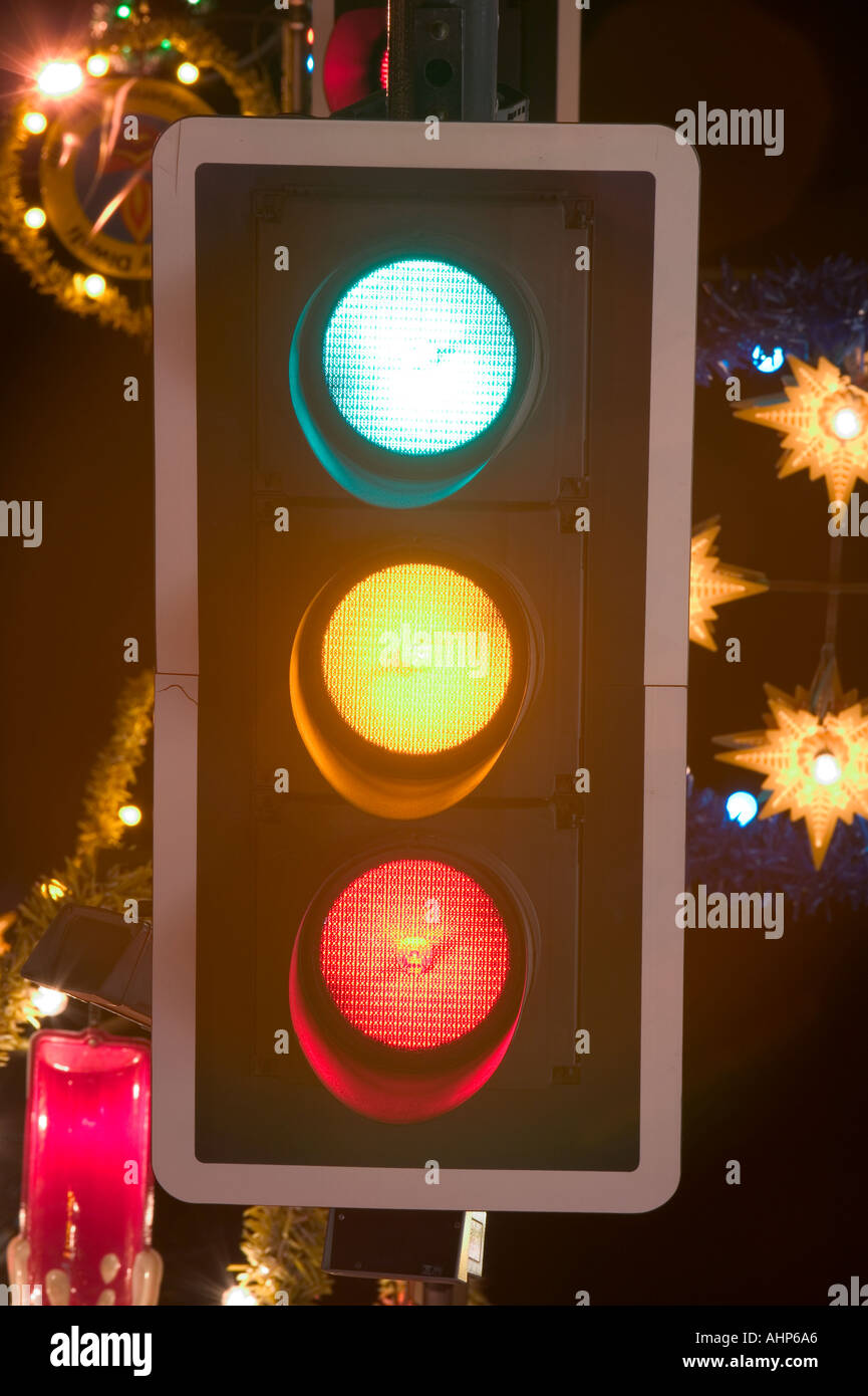 Confused traffic lights hi-res stock photography and images - Alamy