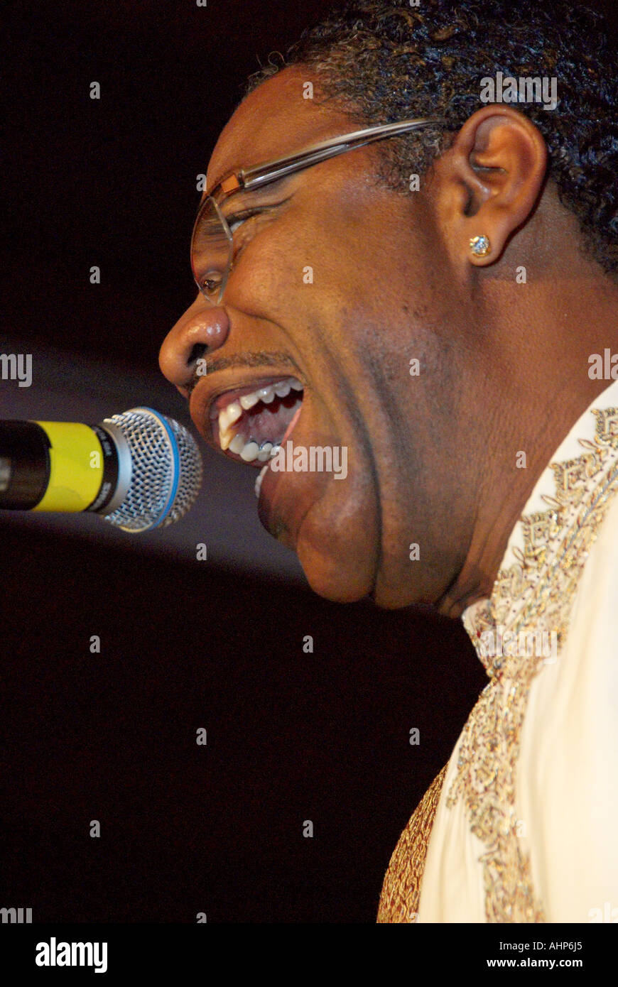 lead singer of Temptations Stock Photo - Alamy