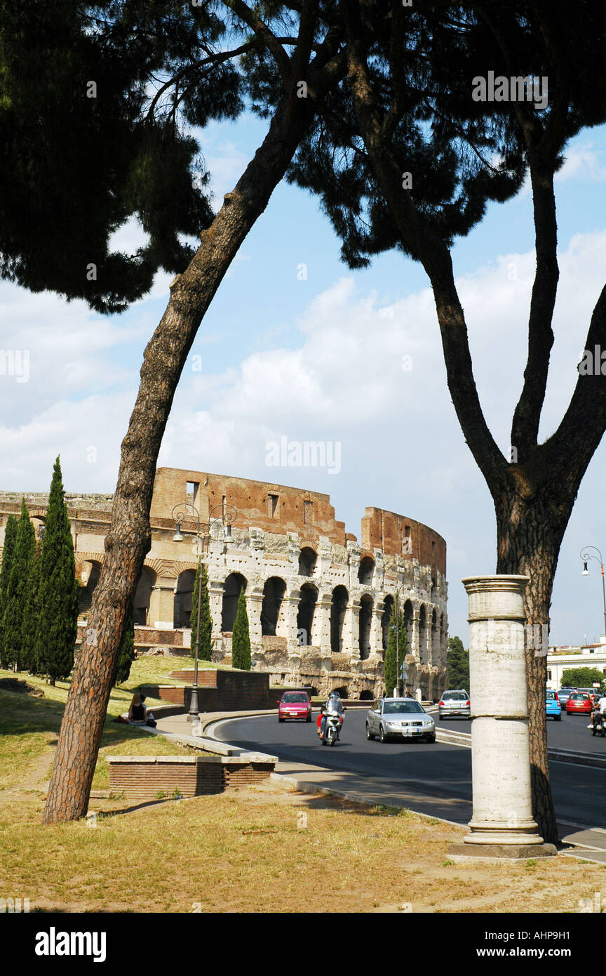 Colosseum exterior Rome, Italy Stock Photo - Alamy
