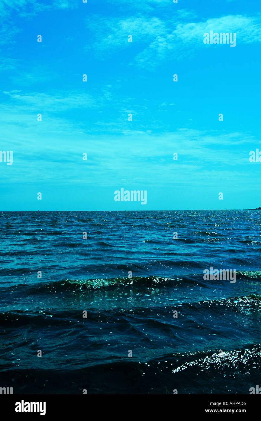 Simple Blue Wave