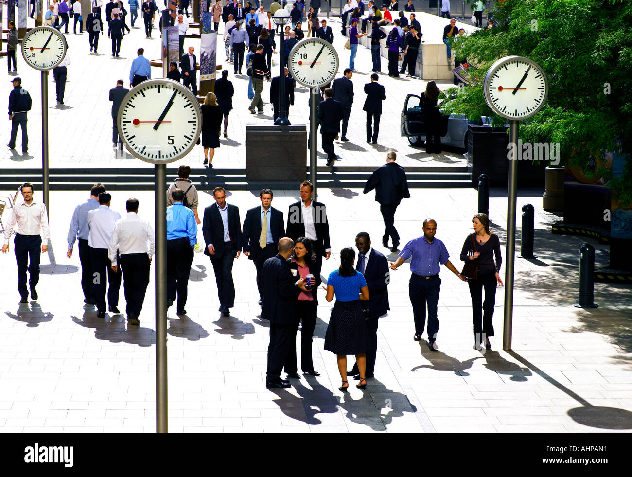 Clocks of the sun hi-res stock photography and images - Alamy