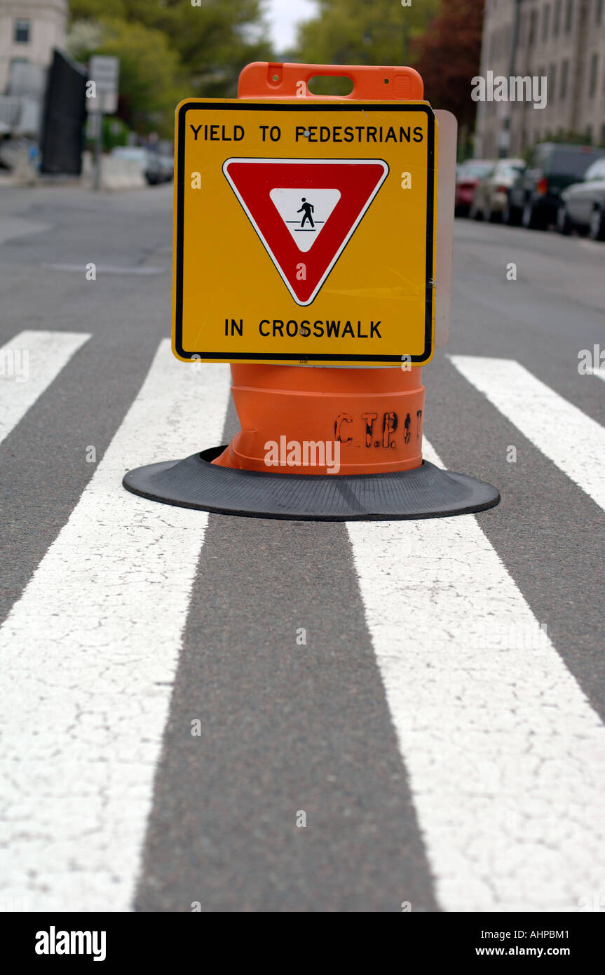 Usa cambridge massachusetts mass hi-res stock photography and images ...