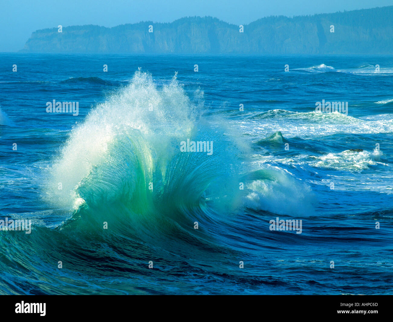 Storm wave off cape hi-res stock photography and images - Alamy