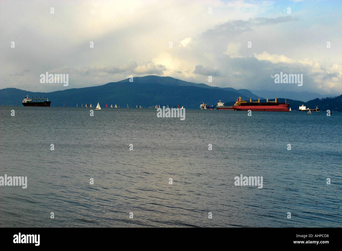 Horizontal Ships and sailboats Stock Photo - Alamy