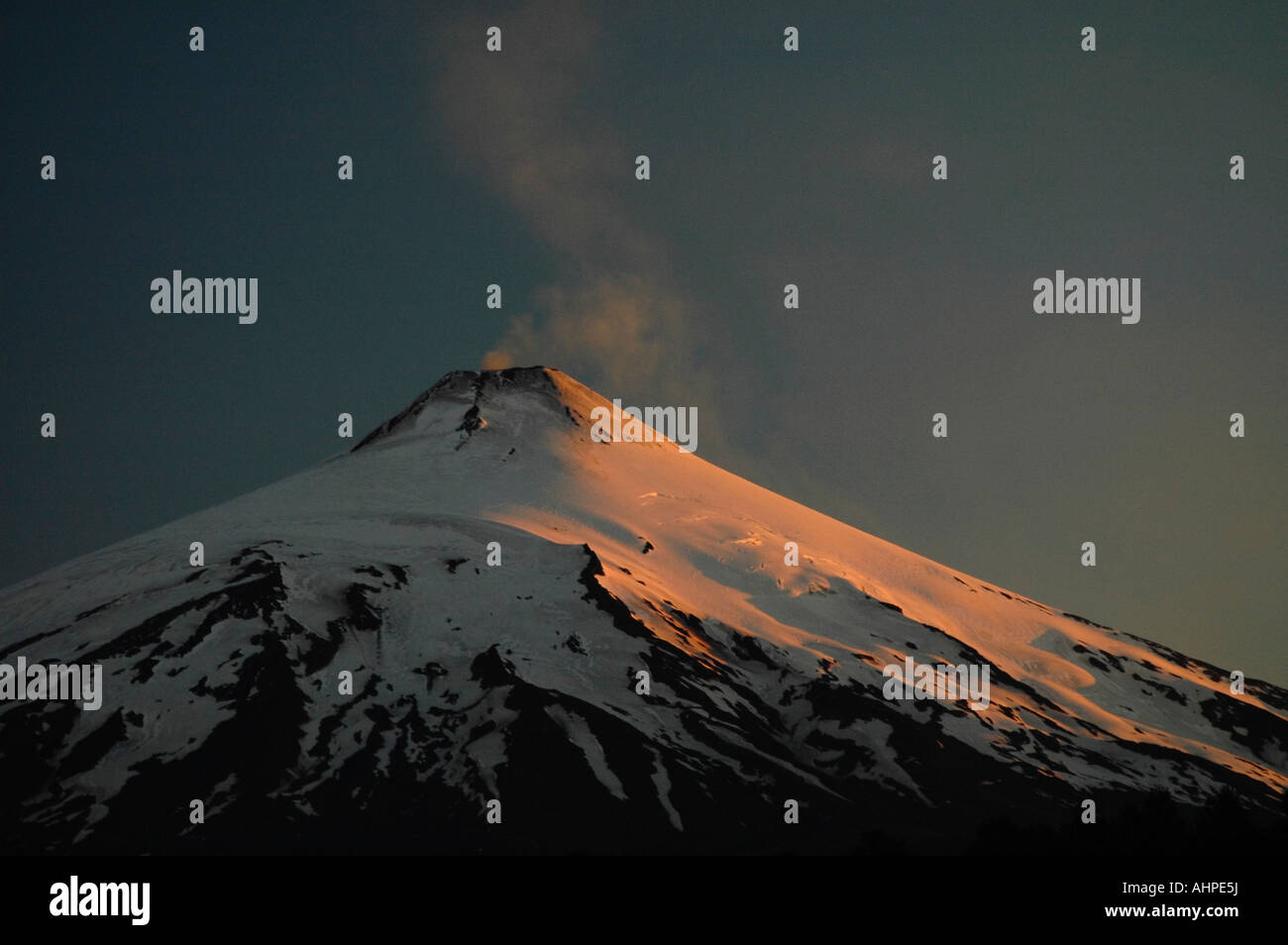 Volcano Villarrica at dusk PucÃ n Patagonia Chile Stock Photo - Alamy