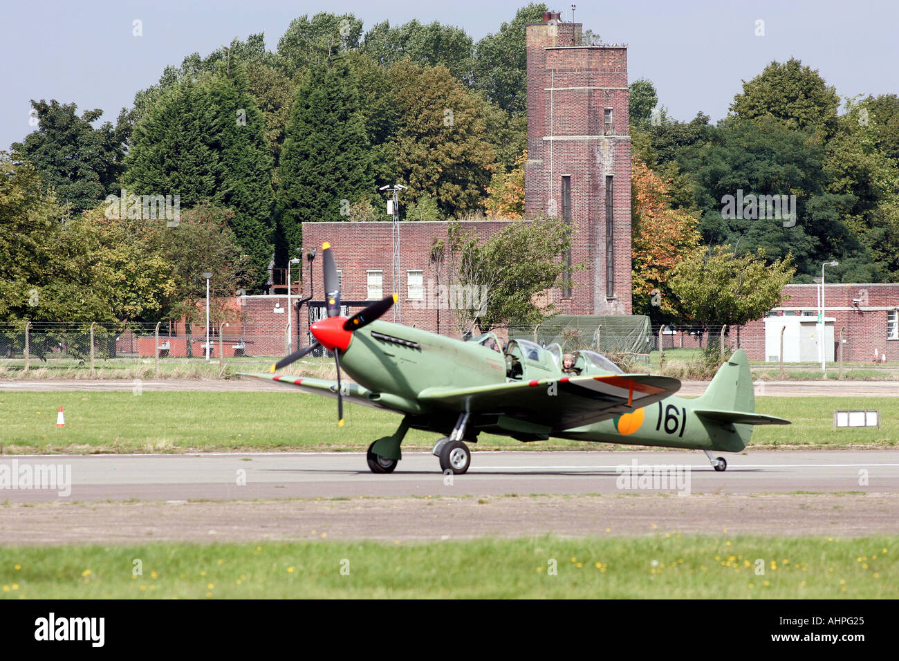 Spitfire building hi-res stock photography and images - Alamy