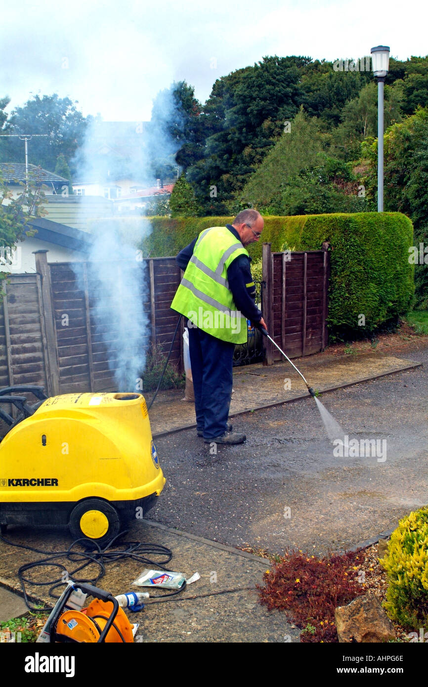 High powered hose hi-res stock photography and images - Alamy