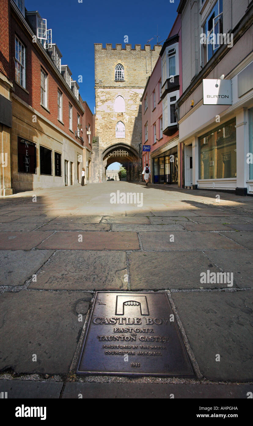 Castle Bow, Taunton, Somerset, England Stock Photo - Alamy