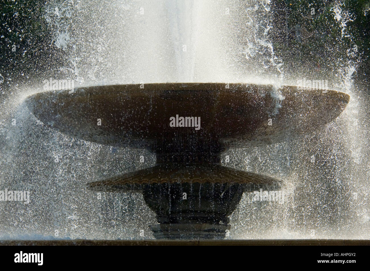 Fast shutter water splash hi-res stock photography and images - Alamy
