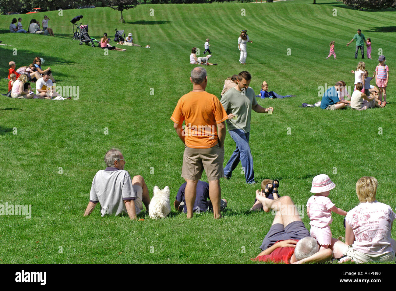 Weekend dayout hi-res stock photography and images - Alamy