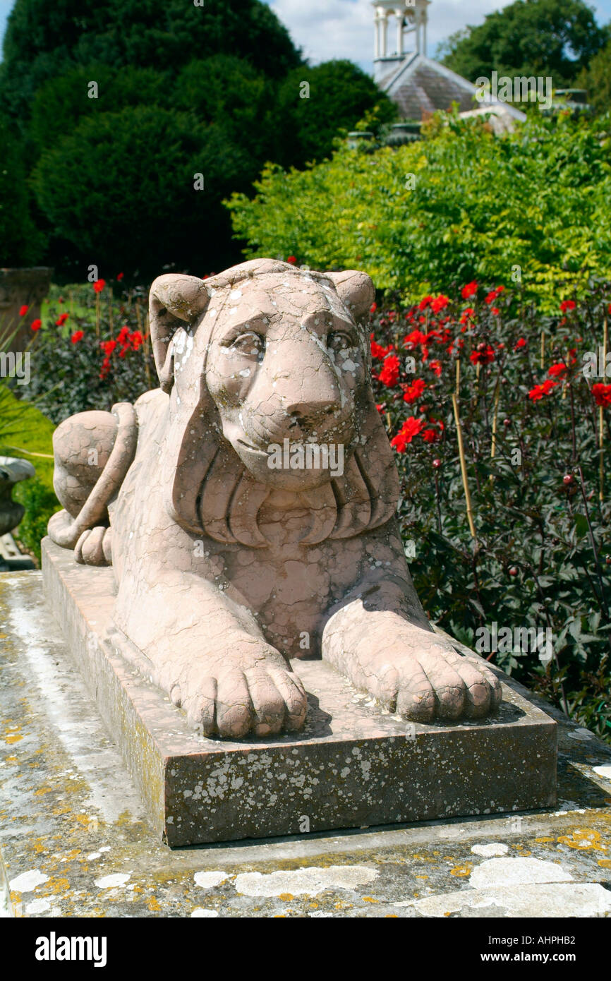 Manufactured stone hi-res stock photography and images - Alamy