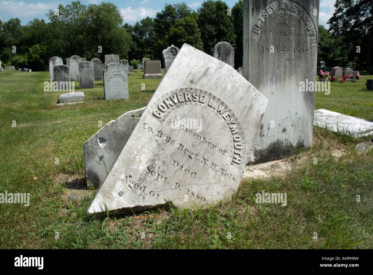 Chester village cemetery hi-res stock photography and images - Alamy