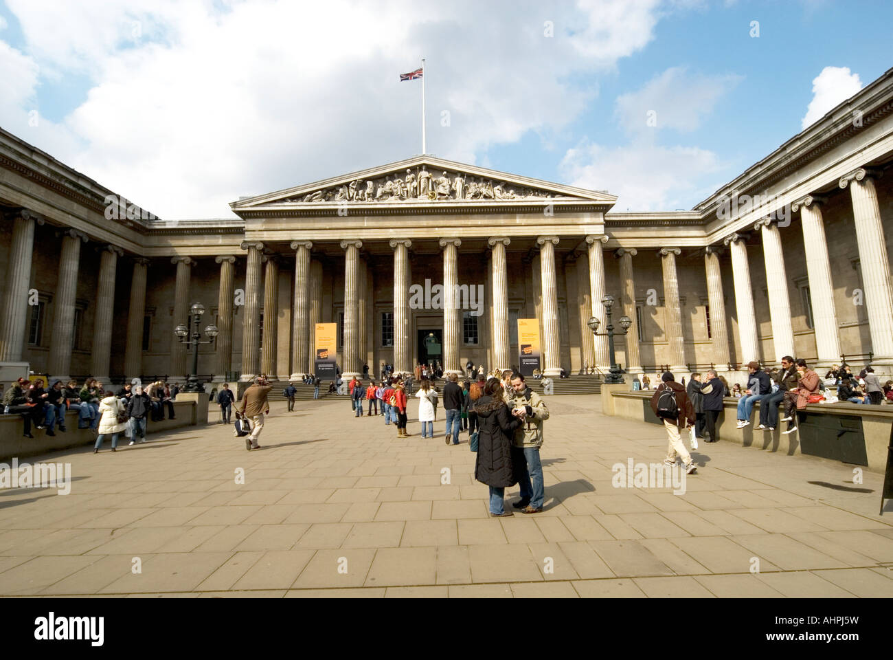 Entrance to british museum hi-res stock photography and images - Alamy