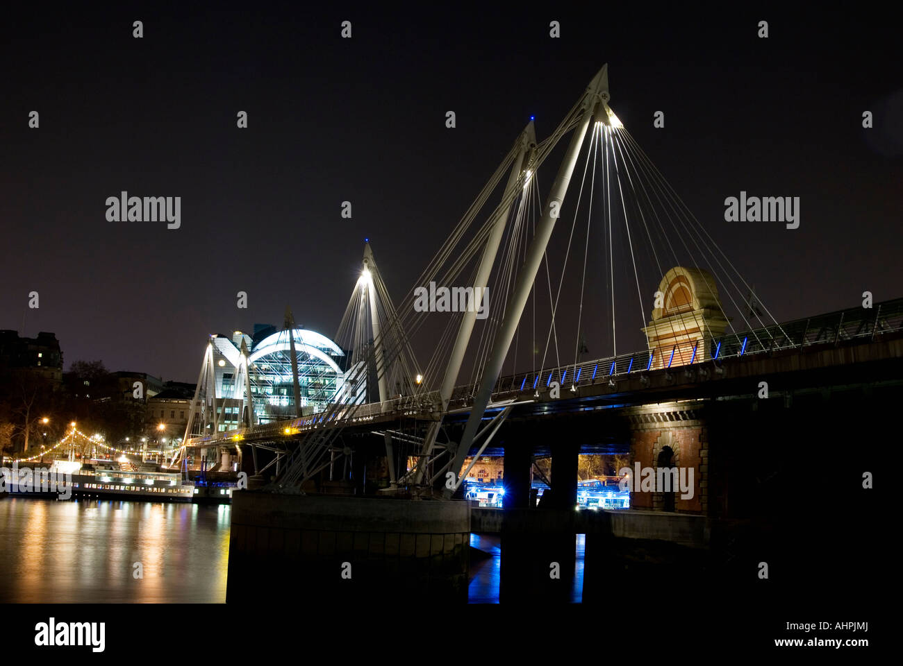 Hungerford Bridge, London Stock Photo - Alamy