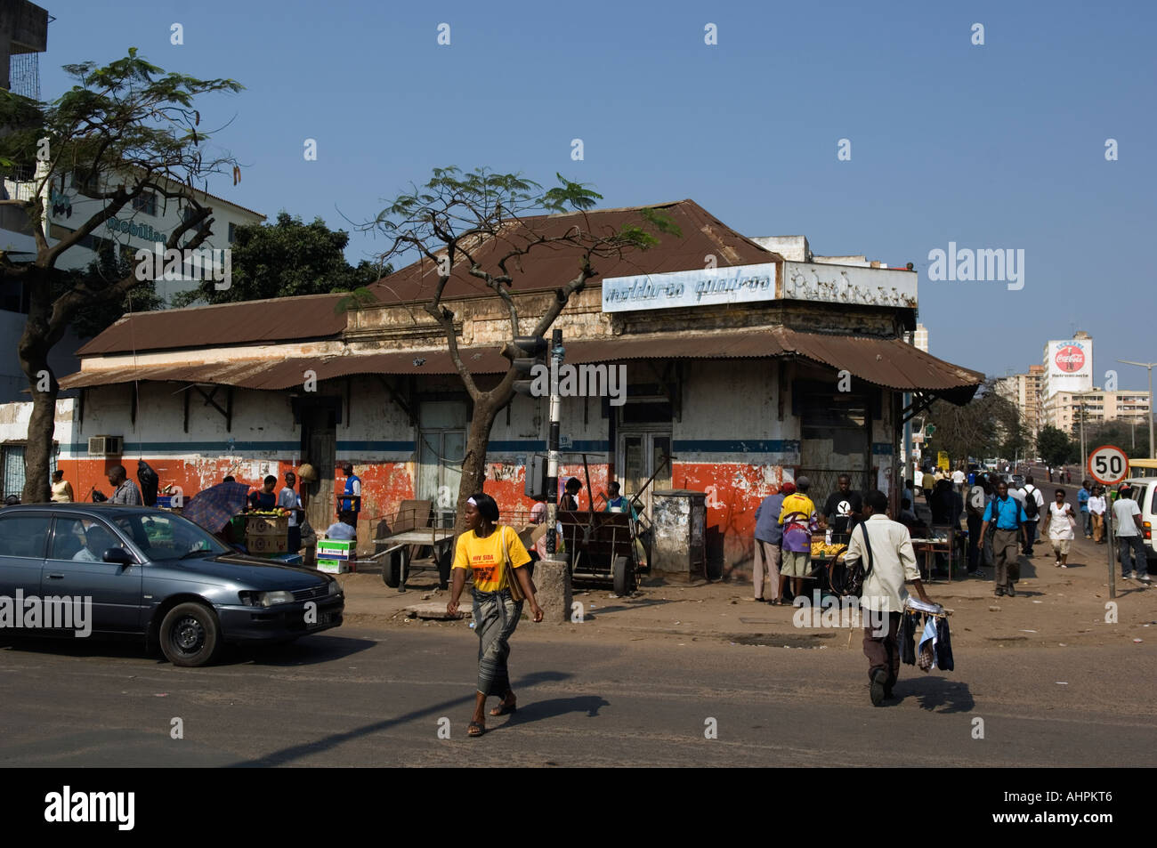 Traffic scene maputo mozambique hi-res stock photography and images - Alamy