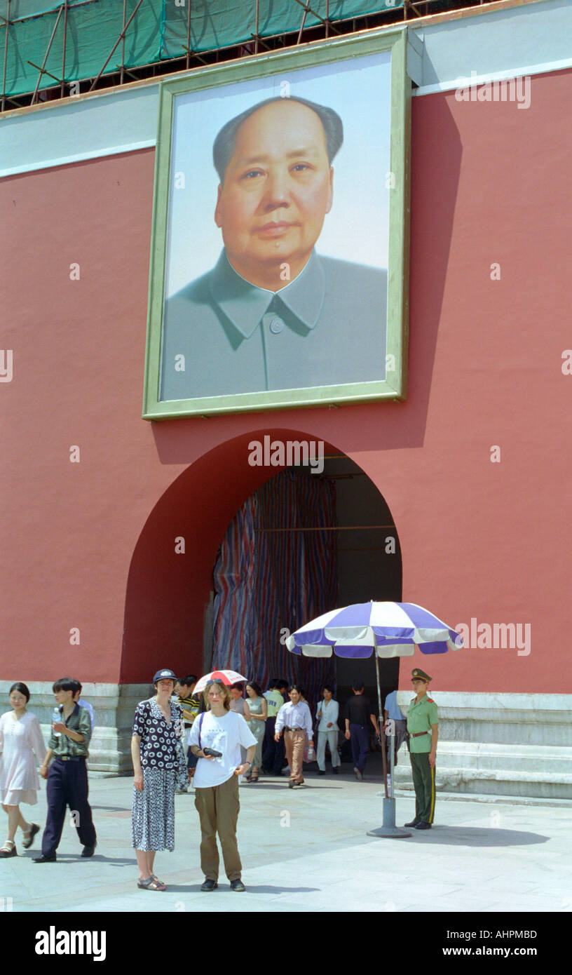 Portrait of Mao Beijing Stock Photo - Alamy