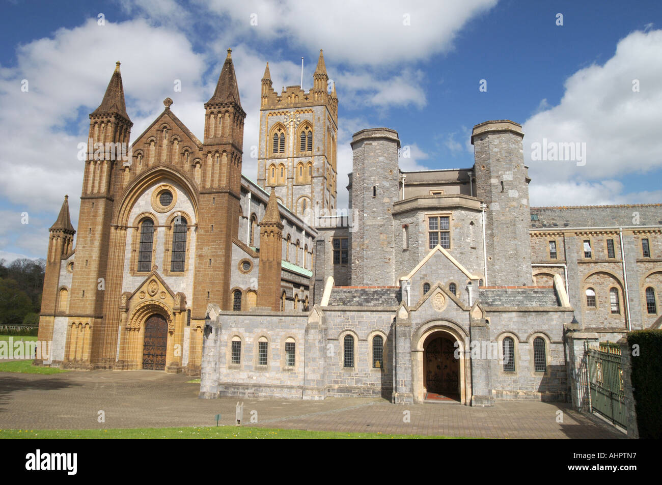 Buckfast Abbey in Buckfastleigh, Devon Stock Photo - Alamy