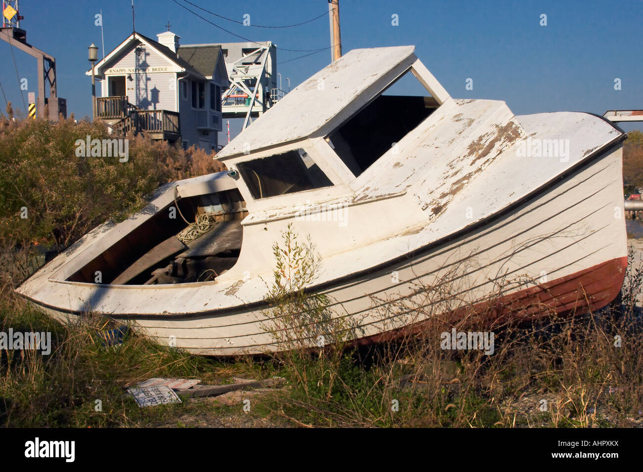 Chesapeake bay fishing bridge hi-res stock photography and images - Alamy