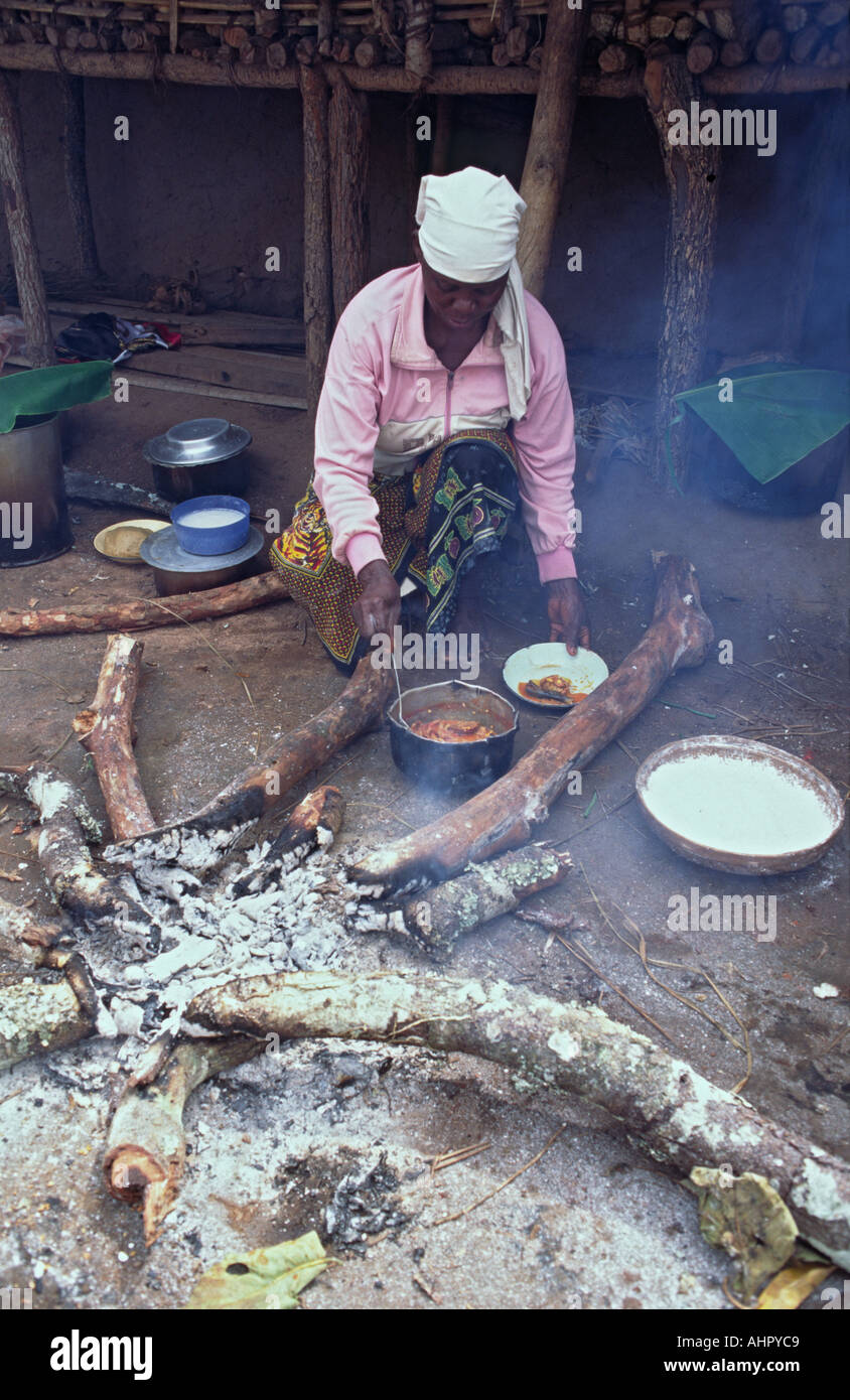 Mozambique cooking hi-res stock photography and images - Alamy