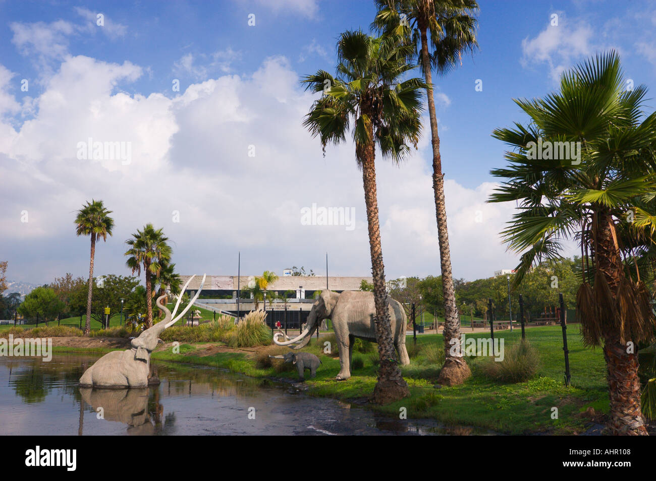 La Brea Tar Pits and George Page Museum Natural History Museum of LA ...