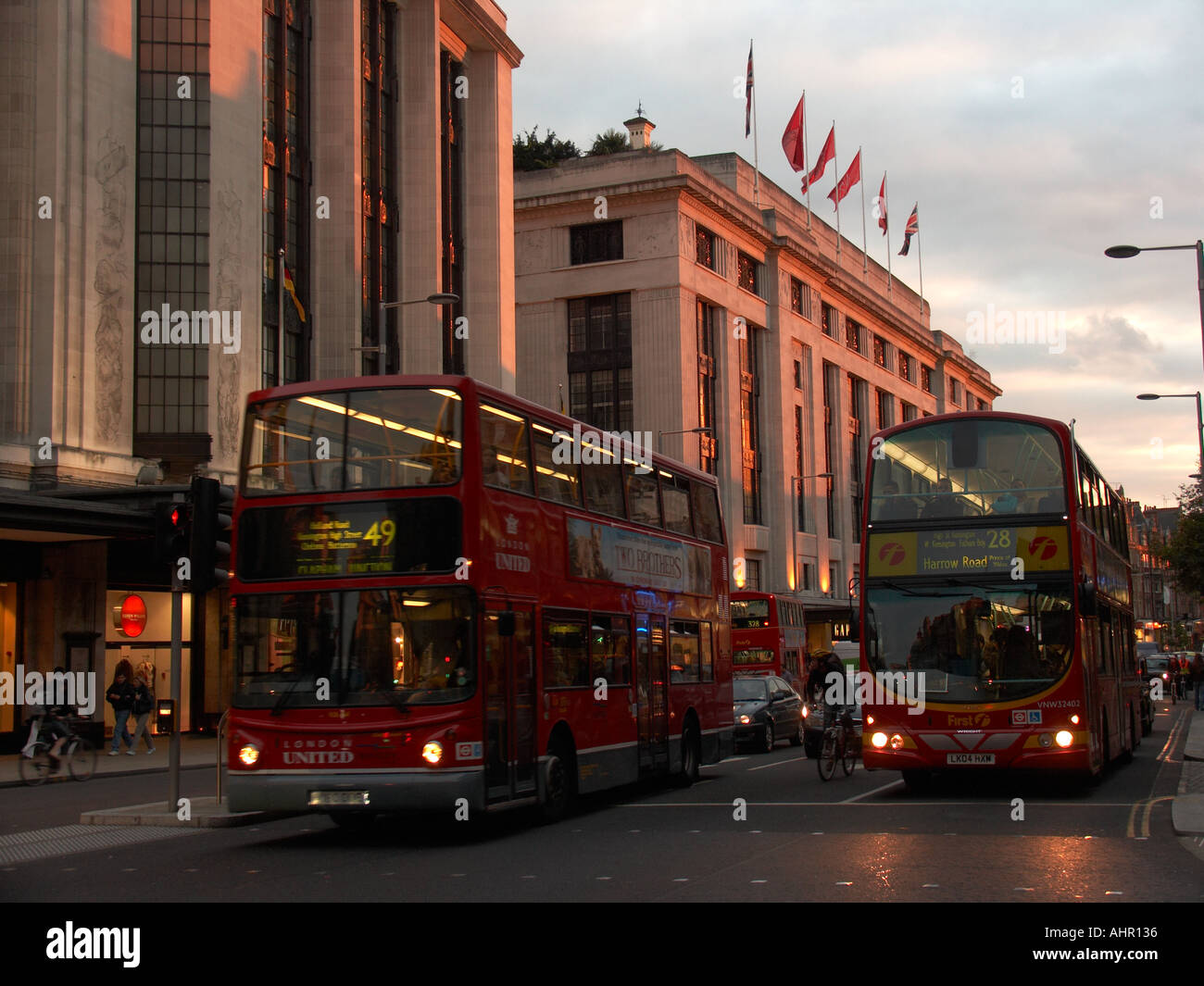 Doubledecker bicycle hi-res stock photography and images - Alamy