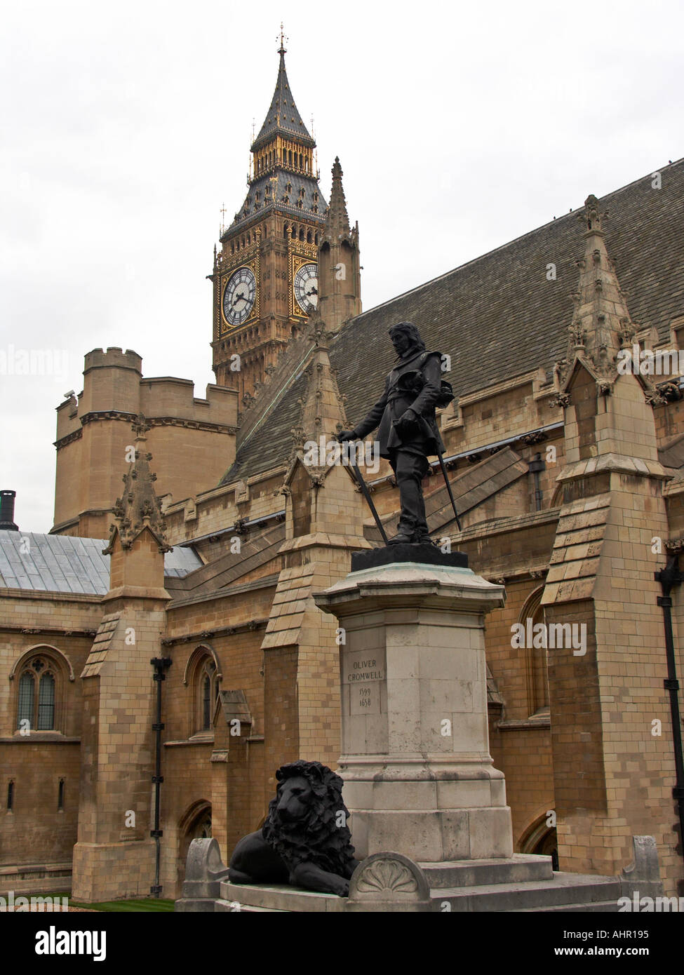 Statue of Oliver Cromwell at the the British Houses of Parliament ...