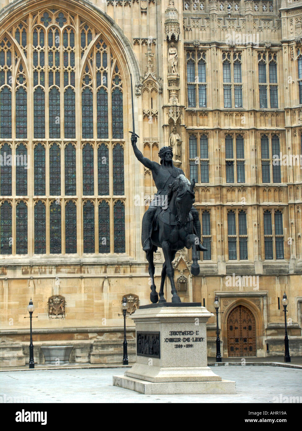 Richard the First s statue Palace of Westminster Houses of Parliament ...