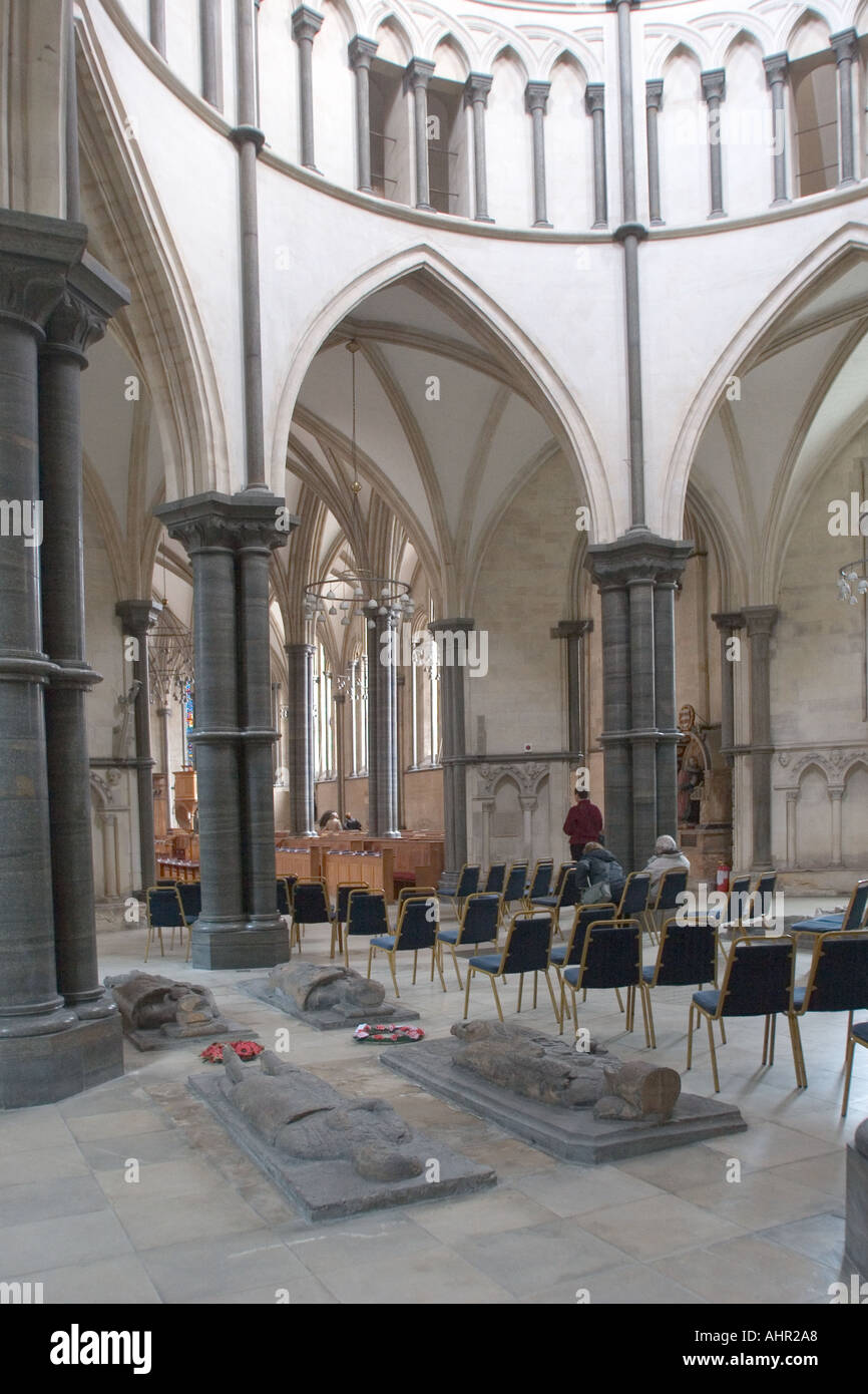 Effigies of the knights templar hi-res stock photography and images - Alamy