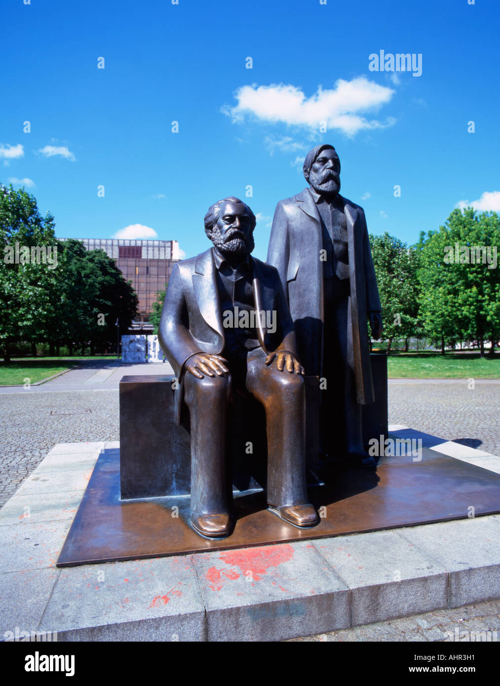 Karl marx and friedrich engels hi-res stock photography and images - Alamy