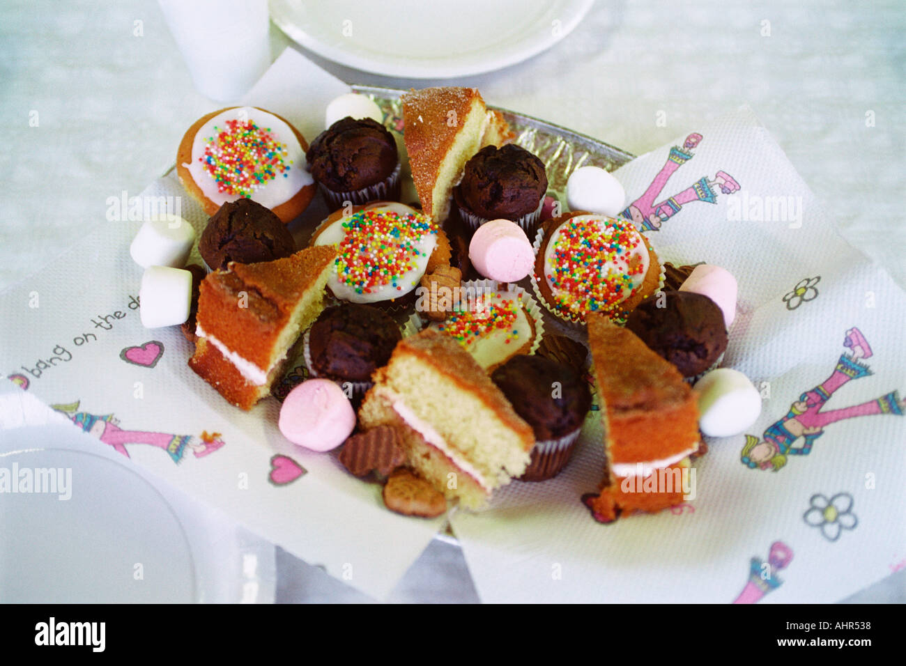 British fairy cakes hi-res stock photography and images - Alamy