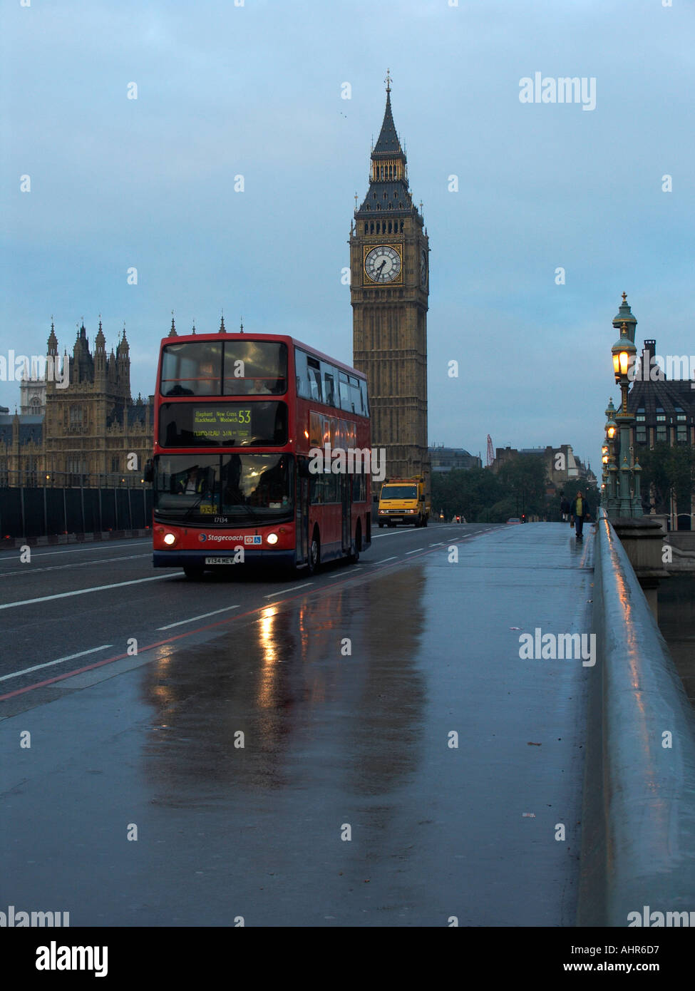 London Bus traffic crossing Westminster Bridge with Big Ben the north ...