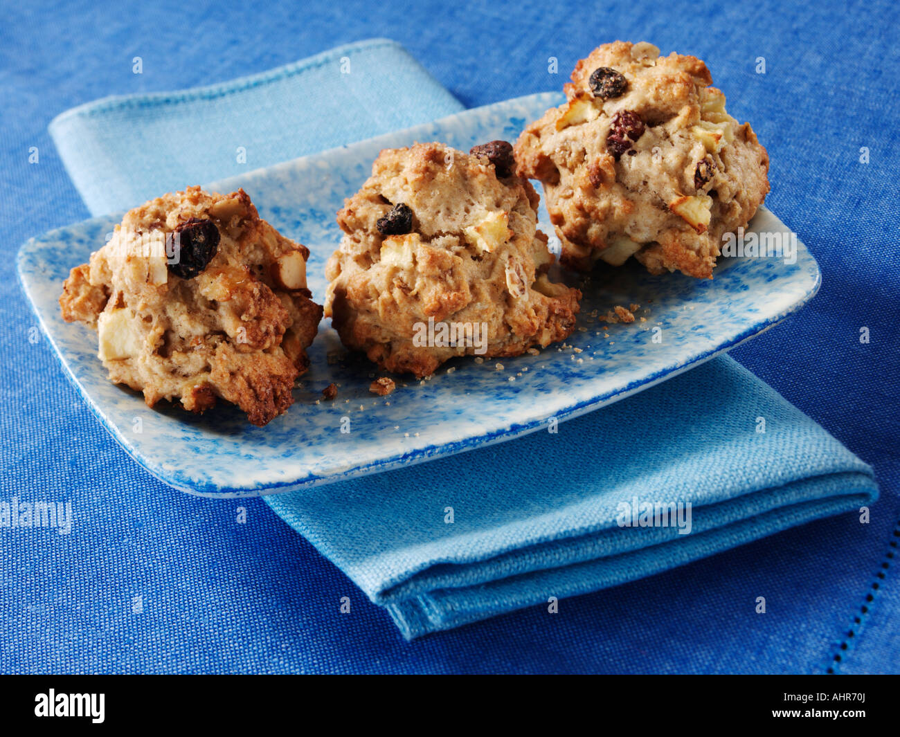 Home made rock cakes hi-res stock photography and images - Alamy