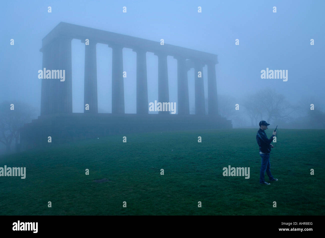 Carlton Hill Edinburgh in a fog Stock Photo - Alamy