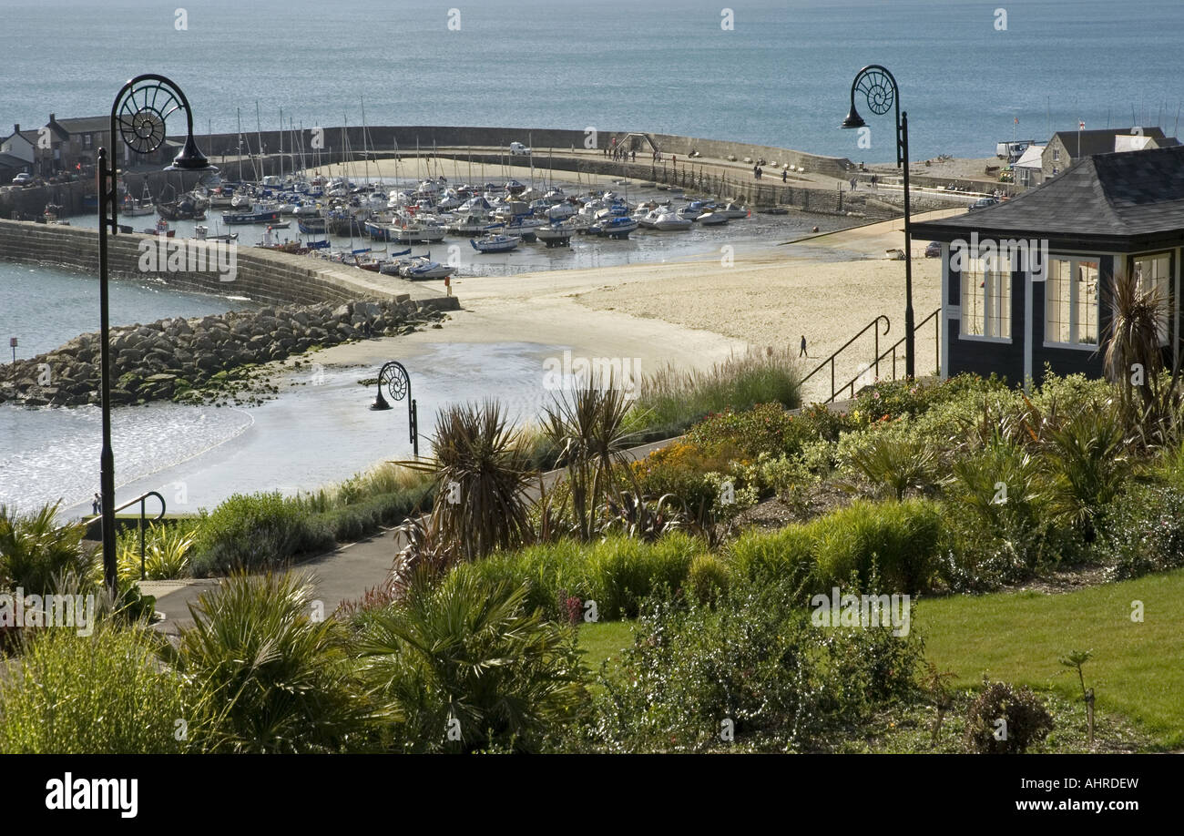 Langmoor Gardens and the harbour area at Lyme Regis, Dorset Stock Photo ...
