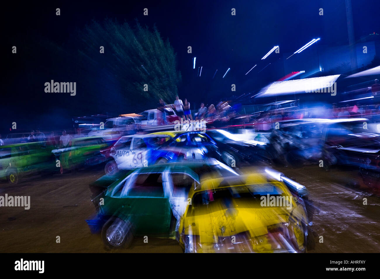 Demolition derby fair hi-res stock photography and images - Alamy