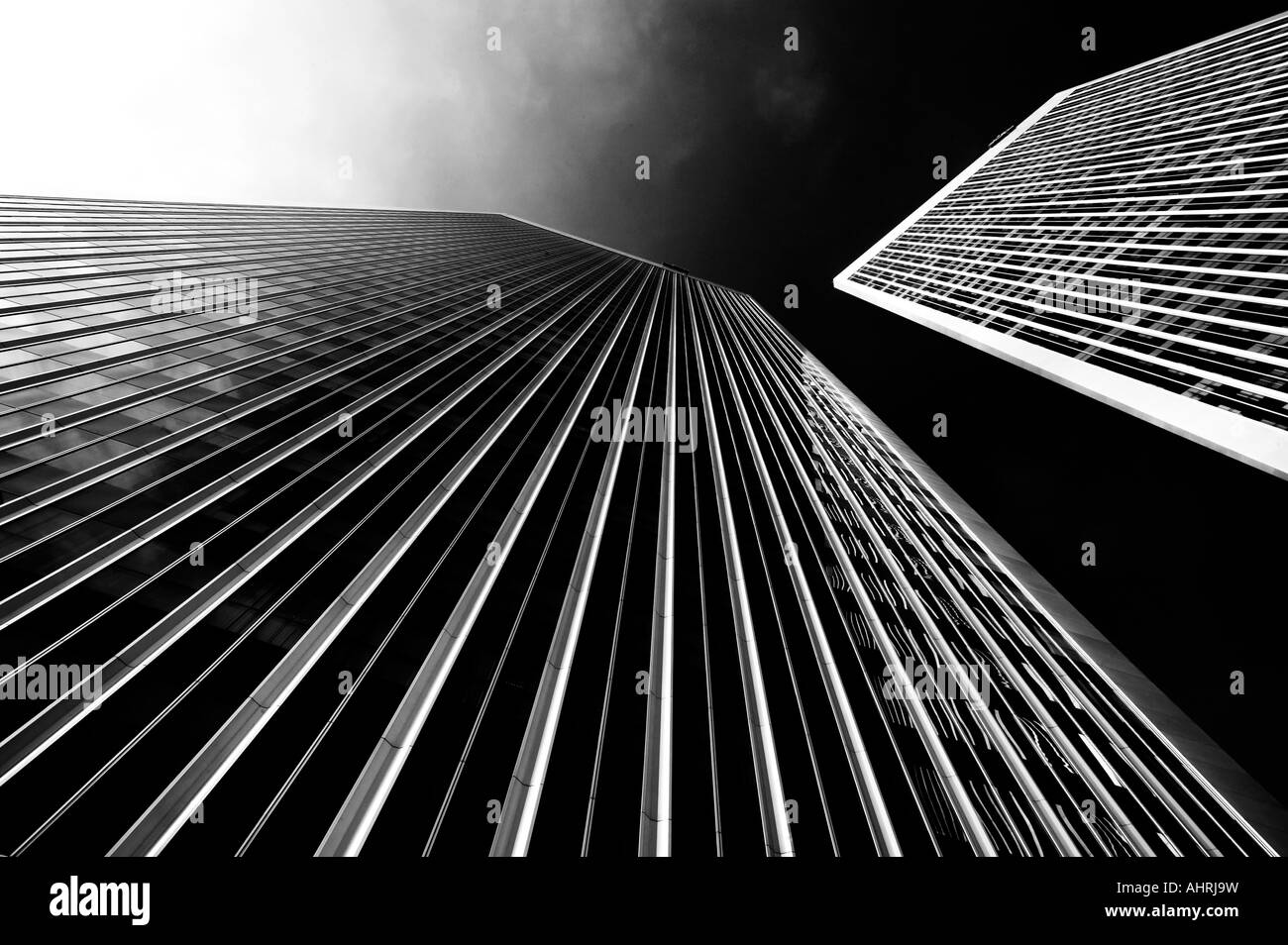 High rise bulidings hi-res stock photography and images - Alamy