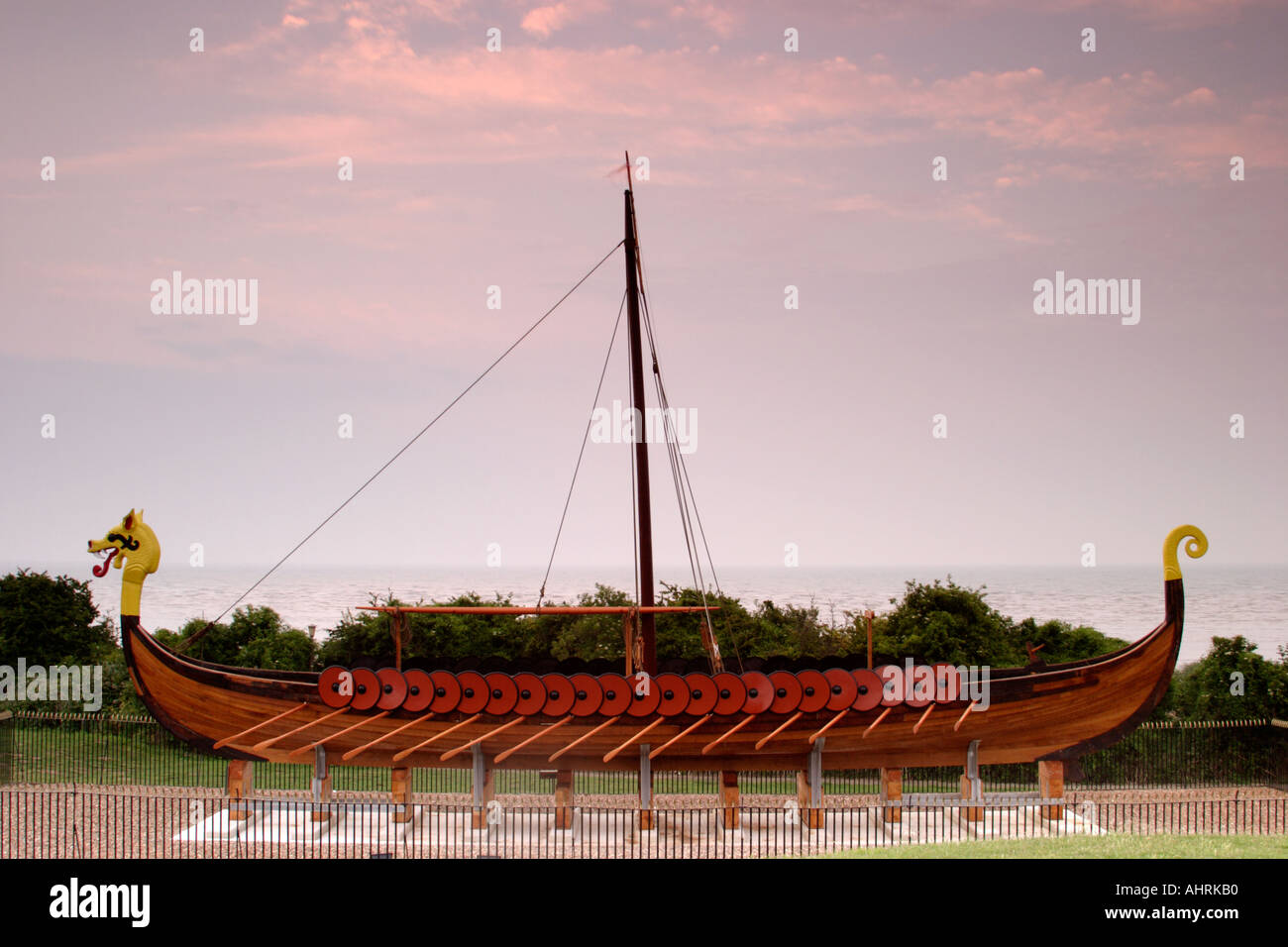 Viking ship and shields hi-res stock photography and images - Alamy