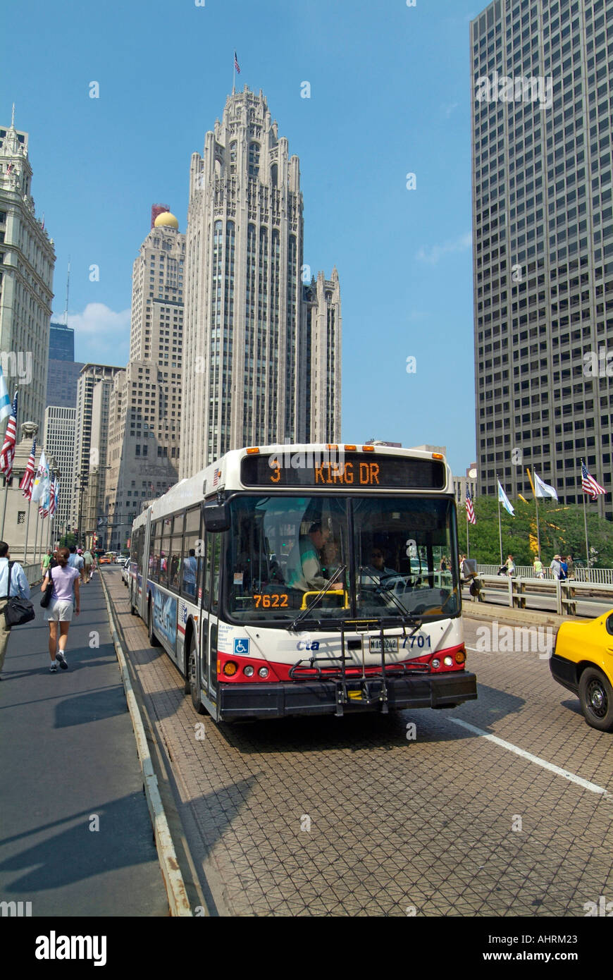 Chicago Transit Authority provides bus transportation throughout the ...