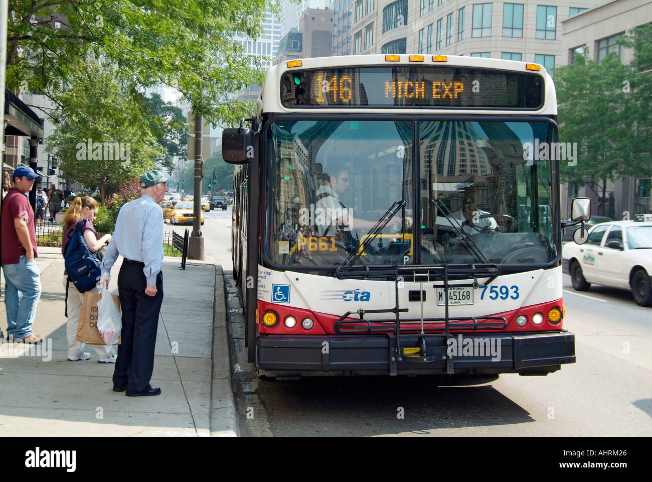 Chicago Transit Authority provides bus transportation throughout the ...