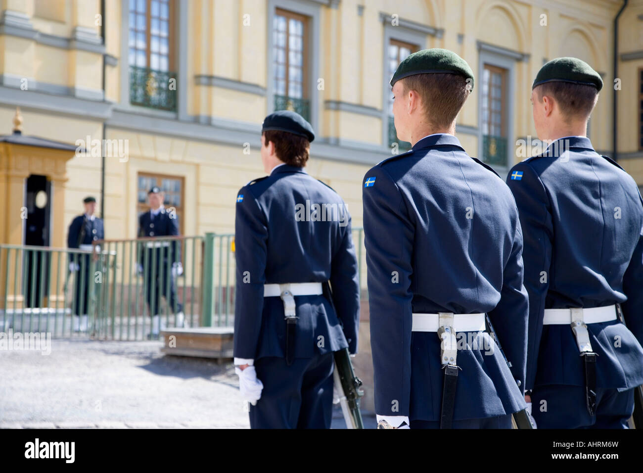 Honour guard hi-res stock photography and images - Alamy