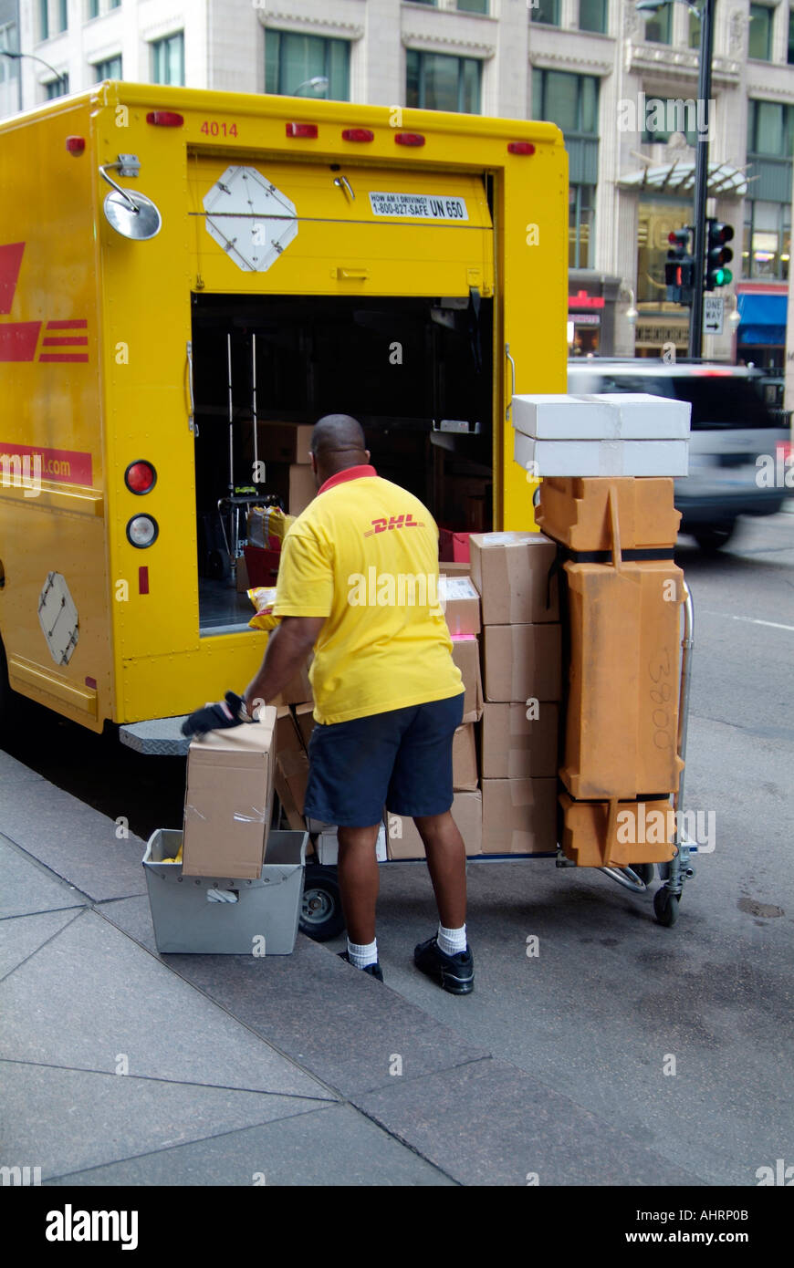 Deliver products hi-res stock photography and images - Alamy