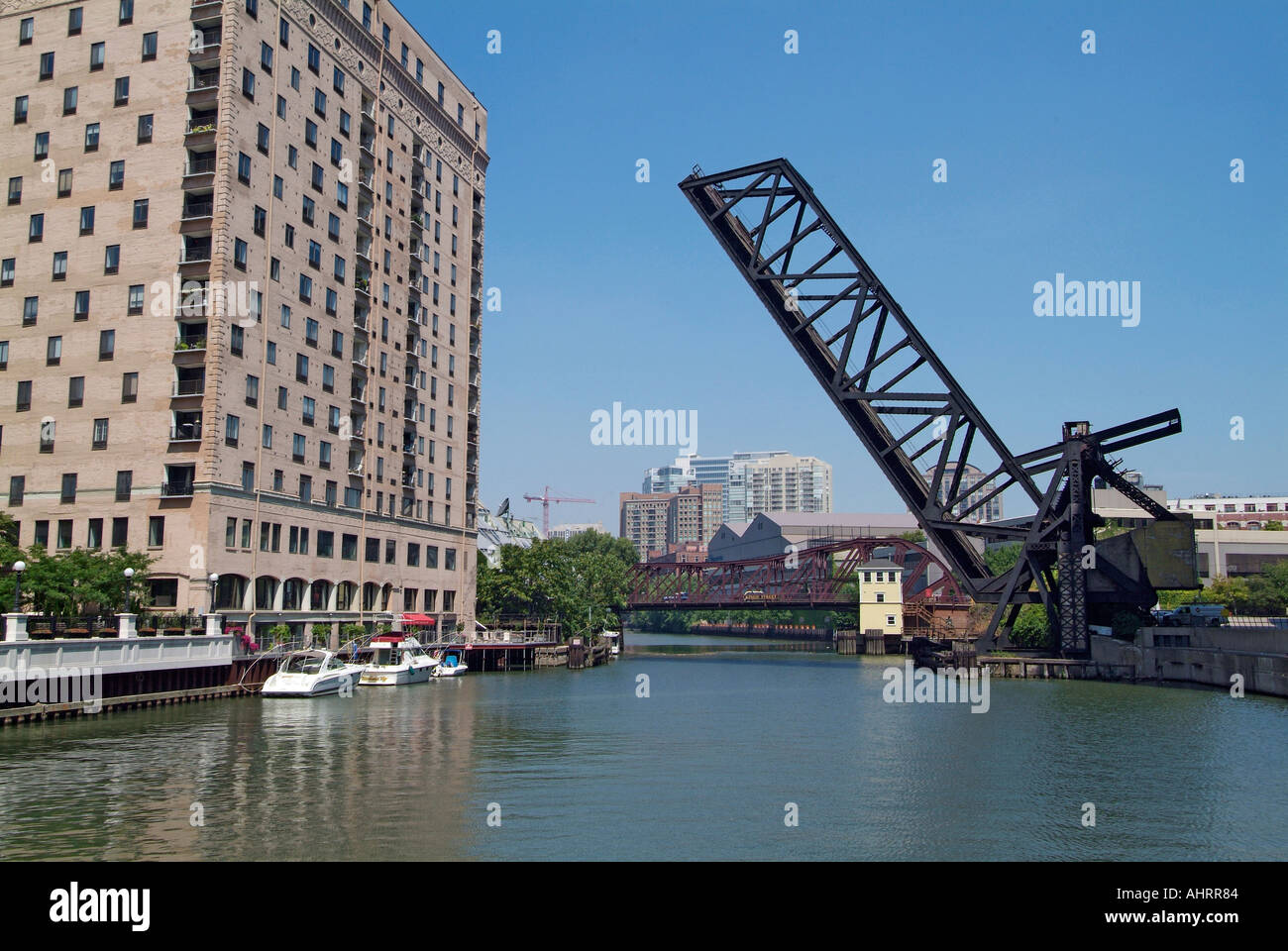 Michigan bridge chicago construction hi-res stock photography and ...